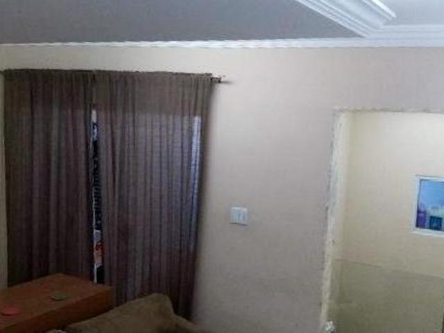 Casa com 3 Quartos para Venda, 270m², por R$ 375.000,00