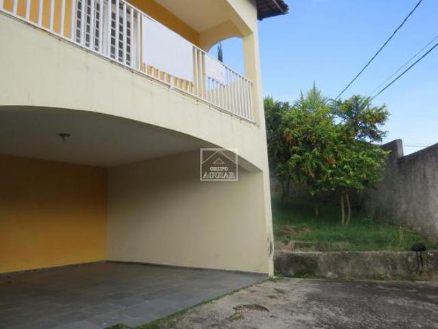 Casa com 3 quartos para venda em Valinhos