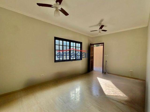 Casa com 3 quartos para venda em Jacareí SP