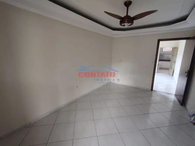 Casa com 3 Quartos para venda ou aluguel, 203m² Jardim Bandeirantes