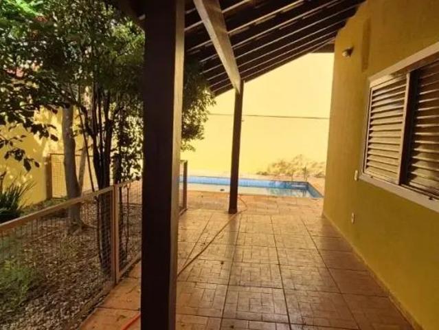 Casa com 3 Quartos para venda ou aluguel, 207m² Lagoinha