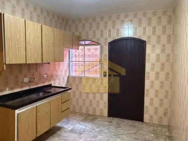 Casa com 3 Quartos para venda ou aluguel, 220m² Jardim Aeroporto