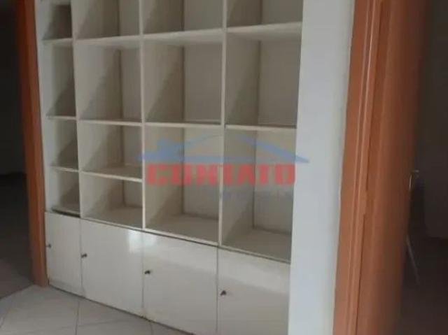 Casa com 3 Quartos para venda ou aluguel, 230m² Centro