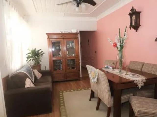 Casa com 3 Quartos para alugar, 108m² Centro