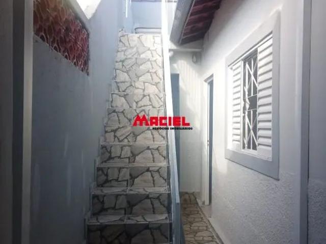 Casa com 3 Quartos para alugar, 119m² Bosque dos Eucaliptos