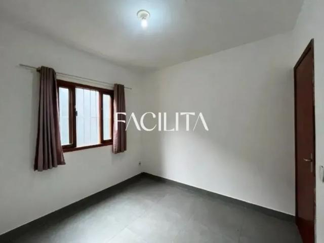 Casa com 3 Quartos para alugar, 120m² Campeche