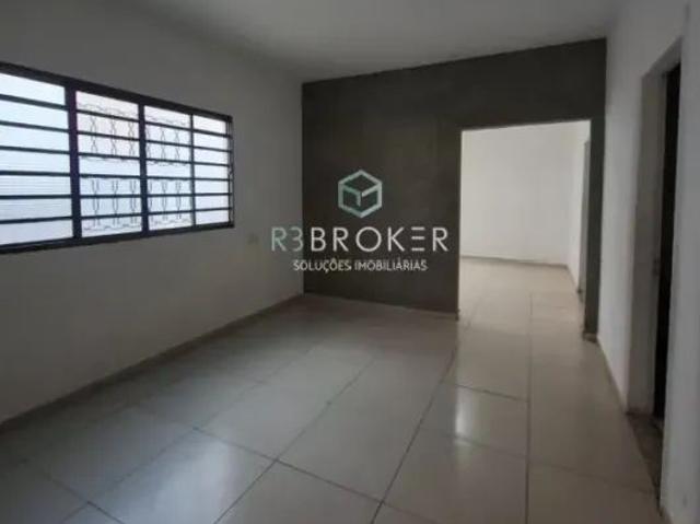 Casa com 3 Quartos para alugar, 150m² Vila Souto