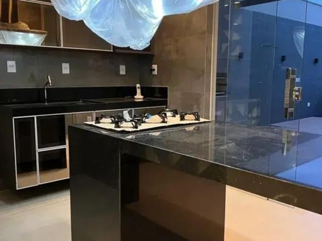 Casa com 3 Quartos para alugar, 170m² Cidade Nova