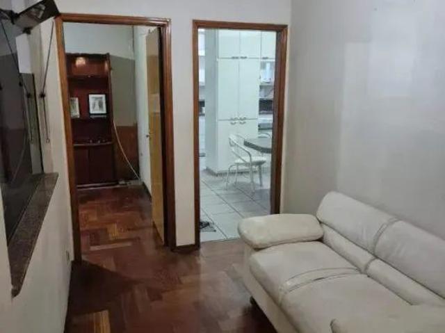 Casa com 3 Quartos para alugar, 200m² Vila Floresta
