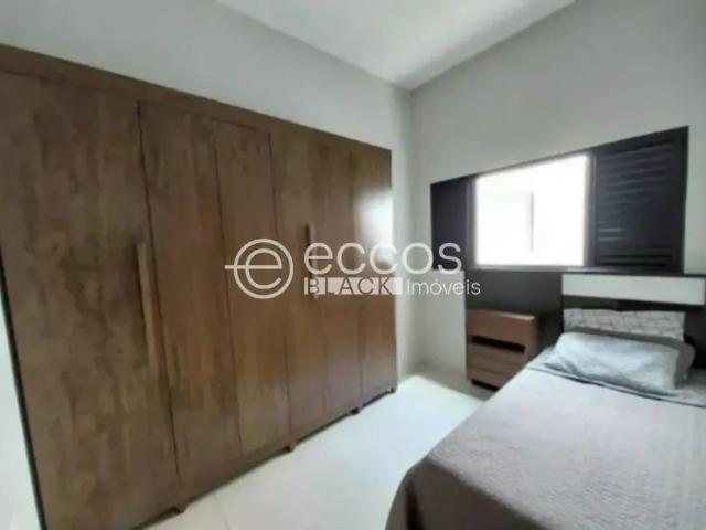Casa com 3 Quartos para alugar, 200m² Jardim Europa