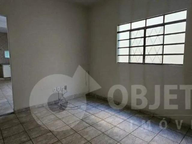 Casa com 3 Quartos para alugar, 200m² Jardim Patrícia
