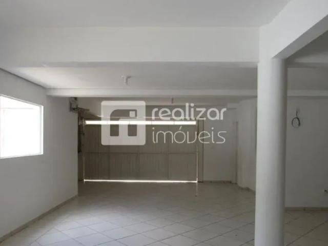 Casa com 3 Quartos para alugar, 215m² Itaguaçu