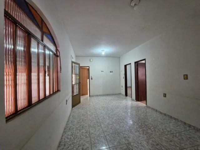 Casa com 3 Quartos para alugar, 220m² Centro