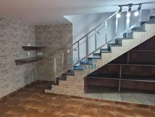 Casa com 3 Quartos para alugar, 250m² Bosque da Saúde