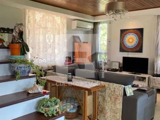 Casa com 3 Quartos para alugar, 250m² Lagoa da Conceição