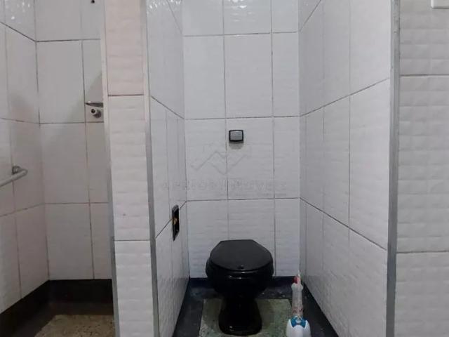 Casa com 3 Quartos para alugar, 300m² Vila Alzira