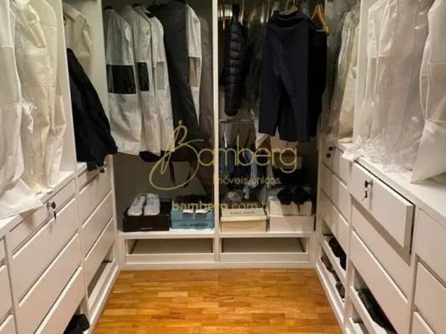 Casa com 3 Quartos para alugar, 300m² Brooklin