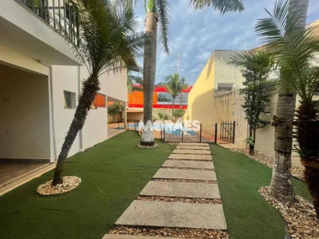 Casa com 3 Quartos para alugar, 450m² Novo Jardim Pagani