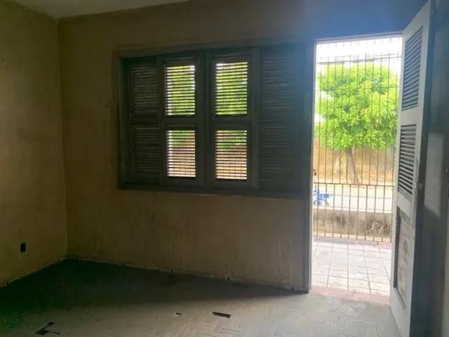 Casa com 3 Quartos para alugar, 525m² Centro