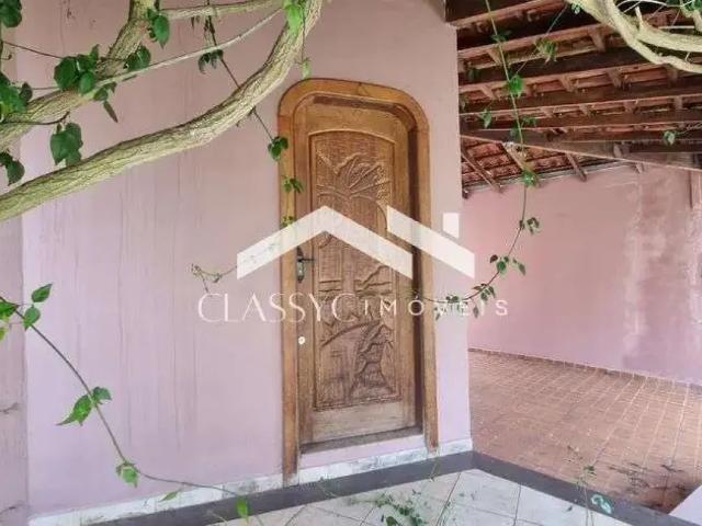 Casa com 3 quartos para alugar no Fundinho, Uberlândia
