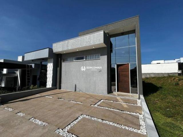 Casa com 3 quartos para Alugar no Jardim Mantova Residencial em Indaiatuba SP