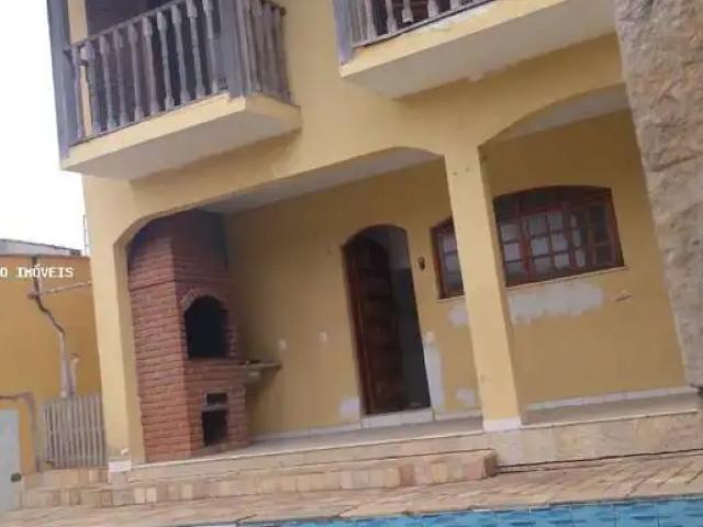 Casa com 3 quartos para alugar na Avenida Japão, Jardim Universo, Mogi das Cruzes