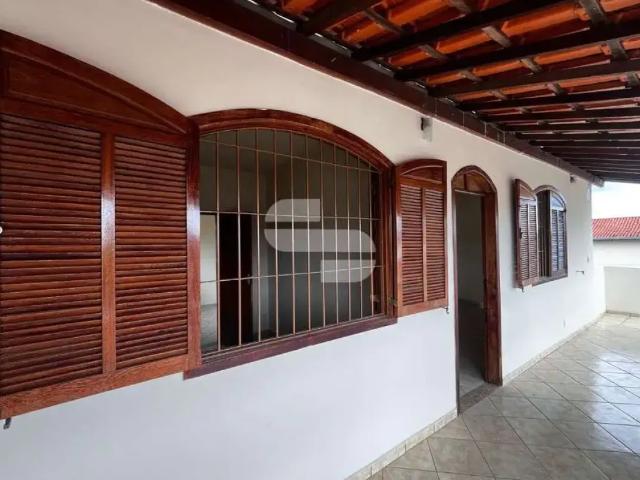 Casa com 3 quartos para alugar na Rua Moscou, 1, Parque Recreio, Contagem