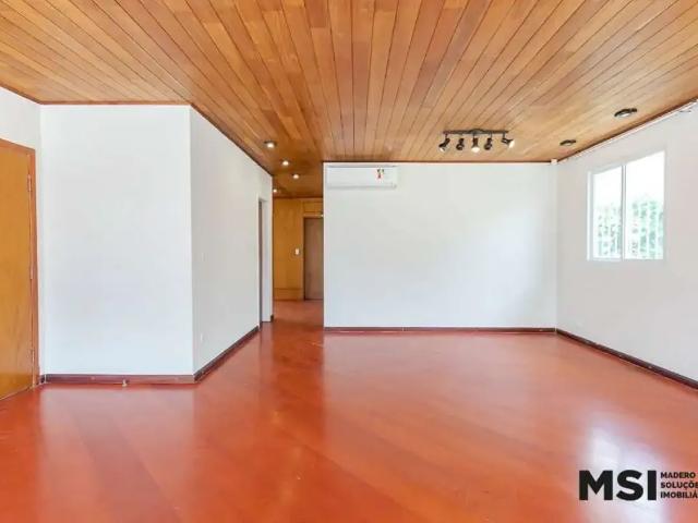 Casa com 3 quartos para alugar na Rua Nicanor Rivas, 287, Santa Felicidade, Curitiba