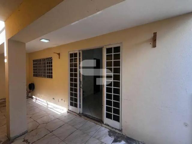 Casa com 3 quartos para alugar na Rua Arouca, 1, Pindorama, Belo Horizonte