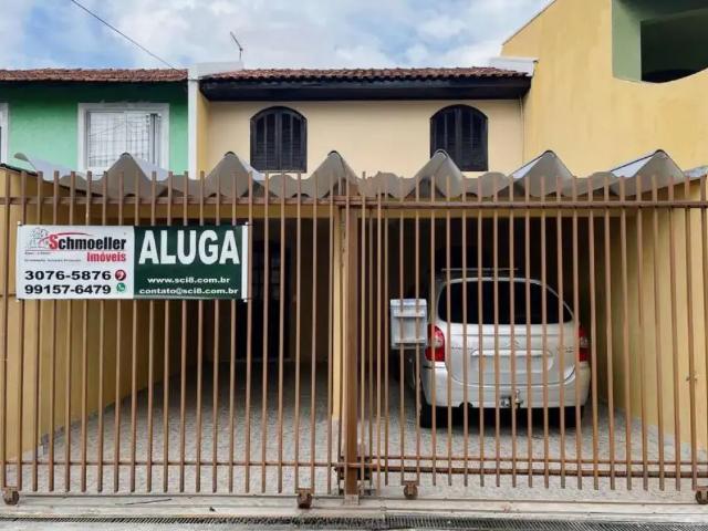 Casa com 3 quartos para alugar na Rua Desembargador Antônio de Paula, 4033, Xaxim, Curitiba