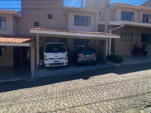 Casa com 3 quartos para alugar na Rua Francisco Zuneda Ferreira da Costa, 187, Bairro Alto, Curitiba