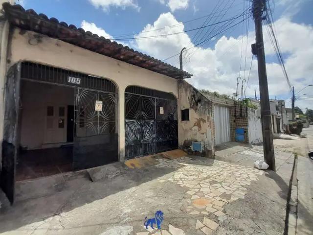 Casa com 3 quartos para alugar na Rua Lauro Maia, 105, Fátima, Fortaleza