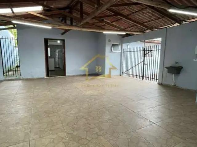 Casa com 3 quartos para alugar na Rua Padre Gustavo Gian Pietro, 285, Centro, Quatro Barras
