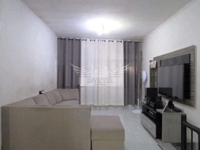 Casa com 3 Quartos para Comprar, 190m² Vila Lucinda, Santo André/SP