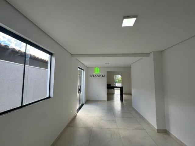Casa com 3 Quartos, Permuta Facilitada