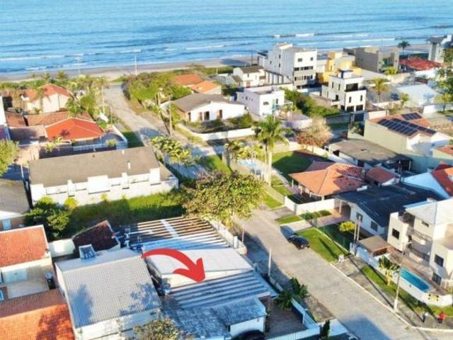 Casa com 3 Quartos, pertinho da Praia em Matinhos Ref.: 802