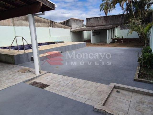 Casa com 3 quartos, piscina e amplo terreno para venda no Porto Novo, Caraguatatuba SP