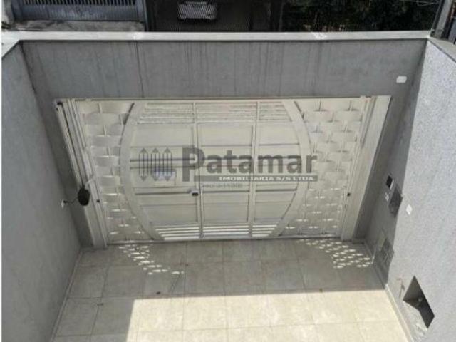 CASA COM 3 QUARTOS PRÓXIMO AO SHOPPING RAPOSO