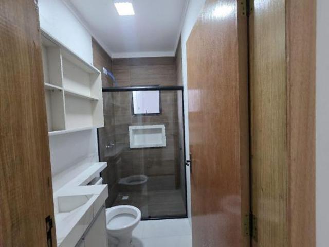 Casa com 3 quartos, proximo da igraja catolica, à venda no Jardim Satélite