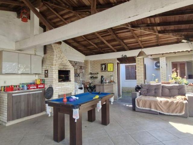 Casa com 3 quartos, terreno de 300 m² à venda em Santa Isabel, Viamão