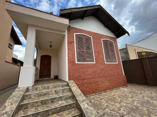 Casa com 3 quartos à venda, 118 m² por R$ 760.000 Vila Rezende Piracicaba/SP