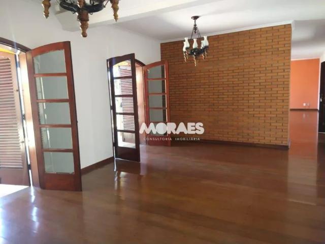 Casa com 3 quartos Ã venda, 900 mÂ² por R$ 1.380.000 Jardim Estoril Bauru/SP