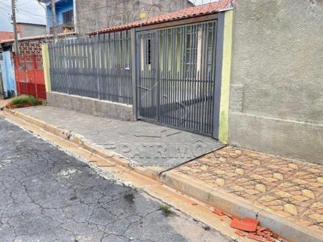CASA COM 3 QUARTOS VILA FIORE