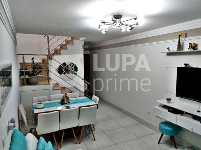 CASA COM 3 QUARTOS/SUÍTES E 2 VAGAS DE GARAGEM À VENDA NO TUCURUVI