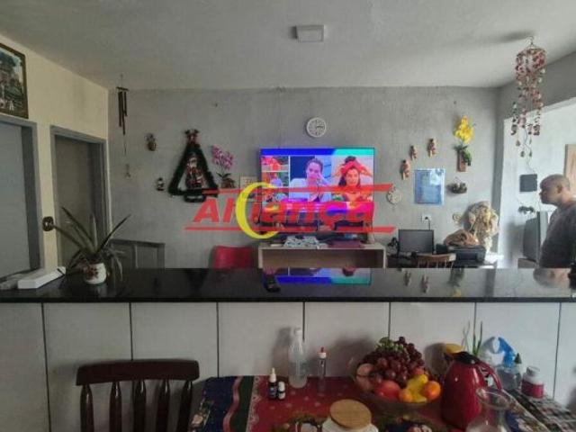 CASA COM 3 RESIDENCIAS + 1 SALAO COMERCIAL 5 QUARTOS 4 VAGAS