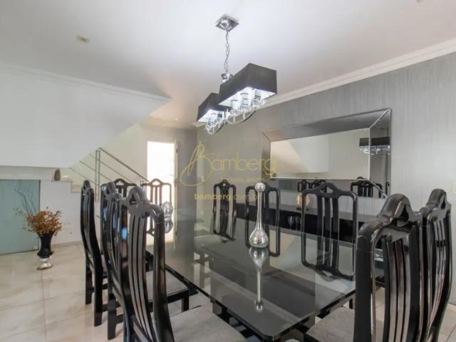 Casa com 3 Suítes, Piscina e 4 Vagas no Jardim Londrina