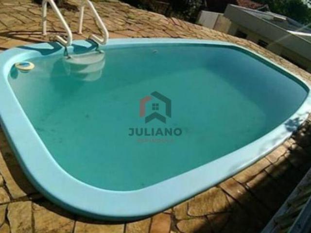 Casa com 3 suítes + vista panorâmica no alto da Chácara das Pedras – Ótimo terreno