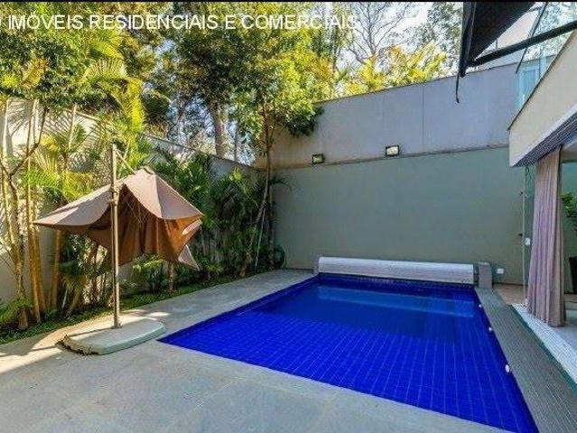 Casa com 3 suítes 5 vagas a venda na Chácara Santo Antônio