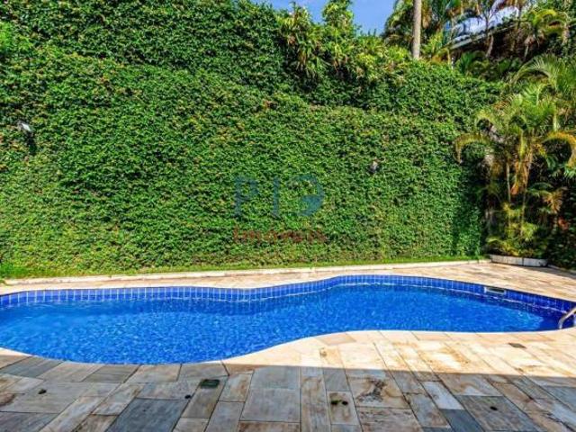 Casa com 3 suítes 6 vagas a venda no Jardim Guedala