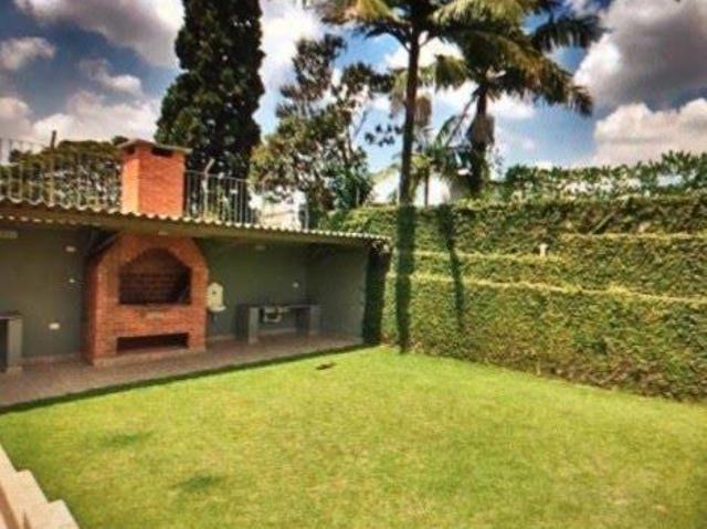 Casa com 3 suítes 6 vagas a venda na Vila Sônia